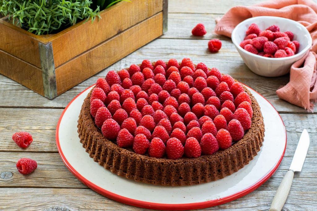 Crostata Morbida Al Cioccolato E Lamponi Lucake crostata-morbida-al-cioccolato-e-lamponi-lucake